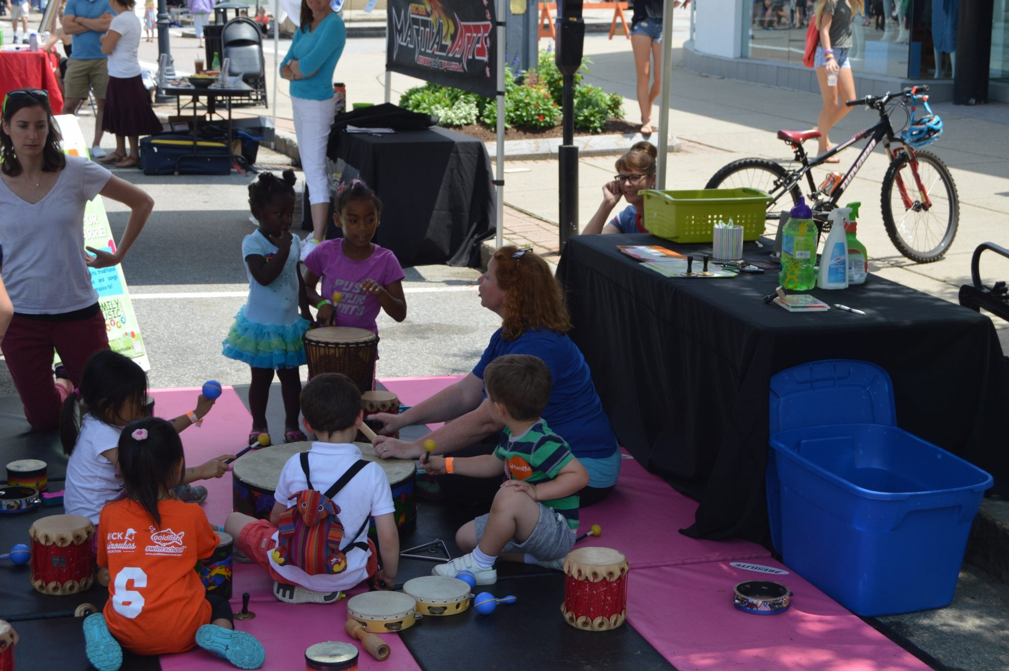 IN PICTURES: Wellesley Square draws big crowd to July Jubilation - The ...