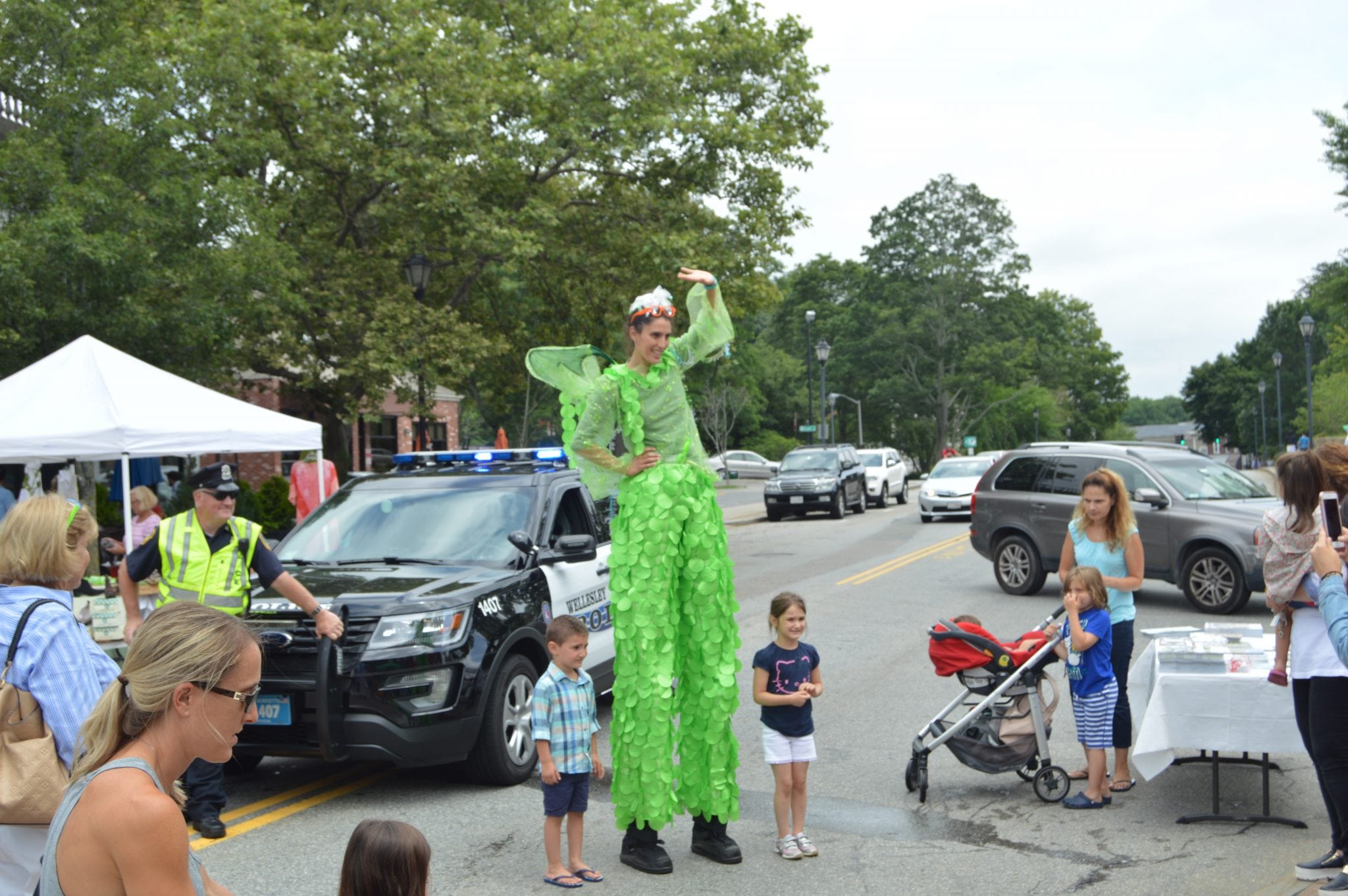 IN PICTURES: Wellesley Square draws big crowd to July Jubilation - The ...