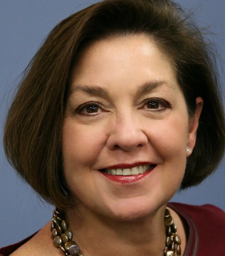 New England Patriots recognize Wellesley woman for Women's Lunch Place ...